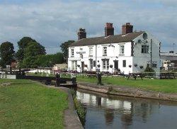 Kings Lock Inn, a Pub and Bar in Middlewich, Cheshire.